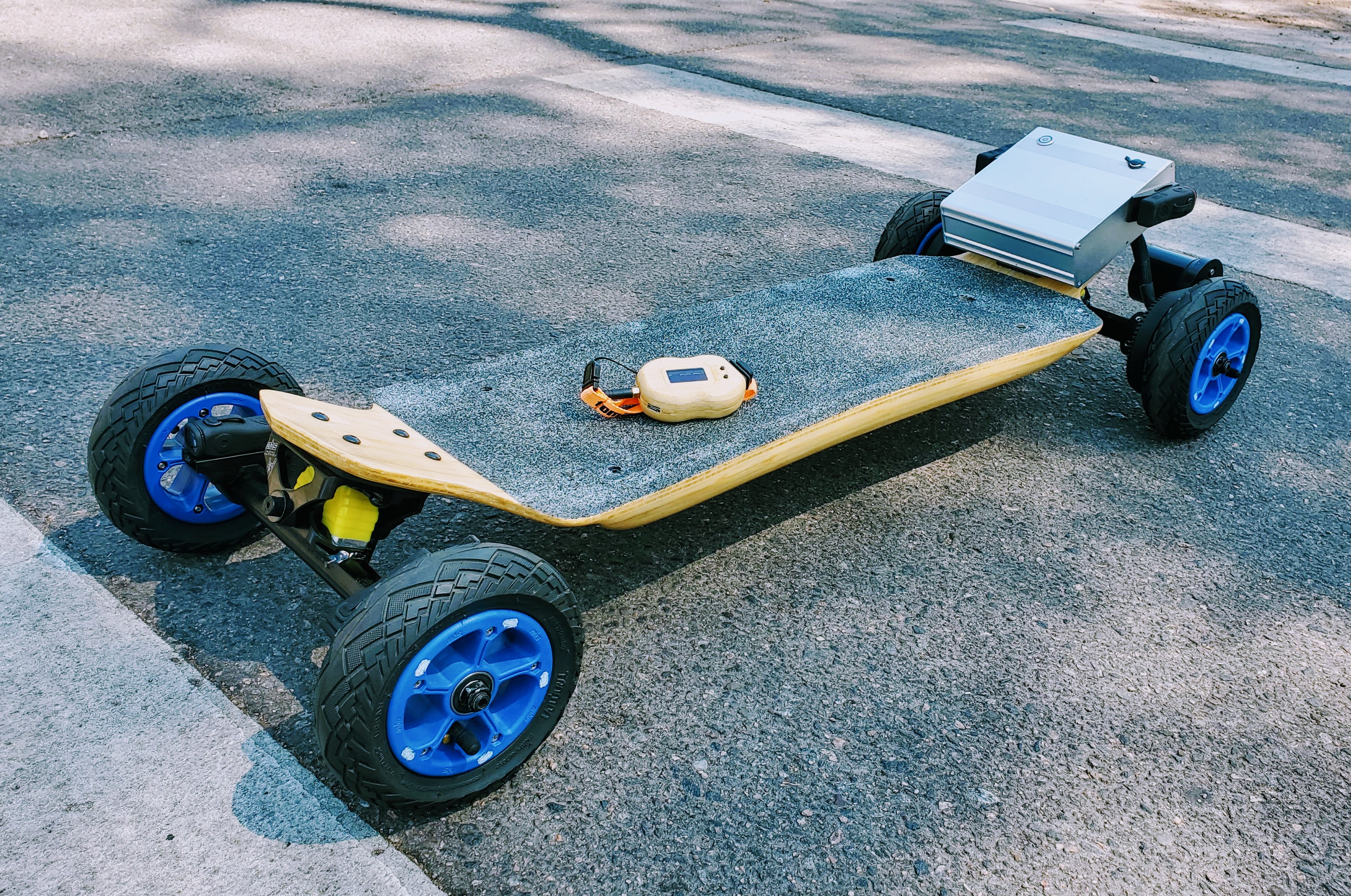 Gulveig | 35" AT Integrated deck | Custom feather remote | 12s4p ...