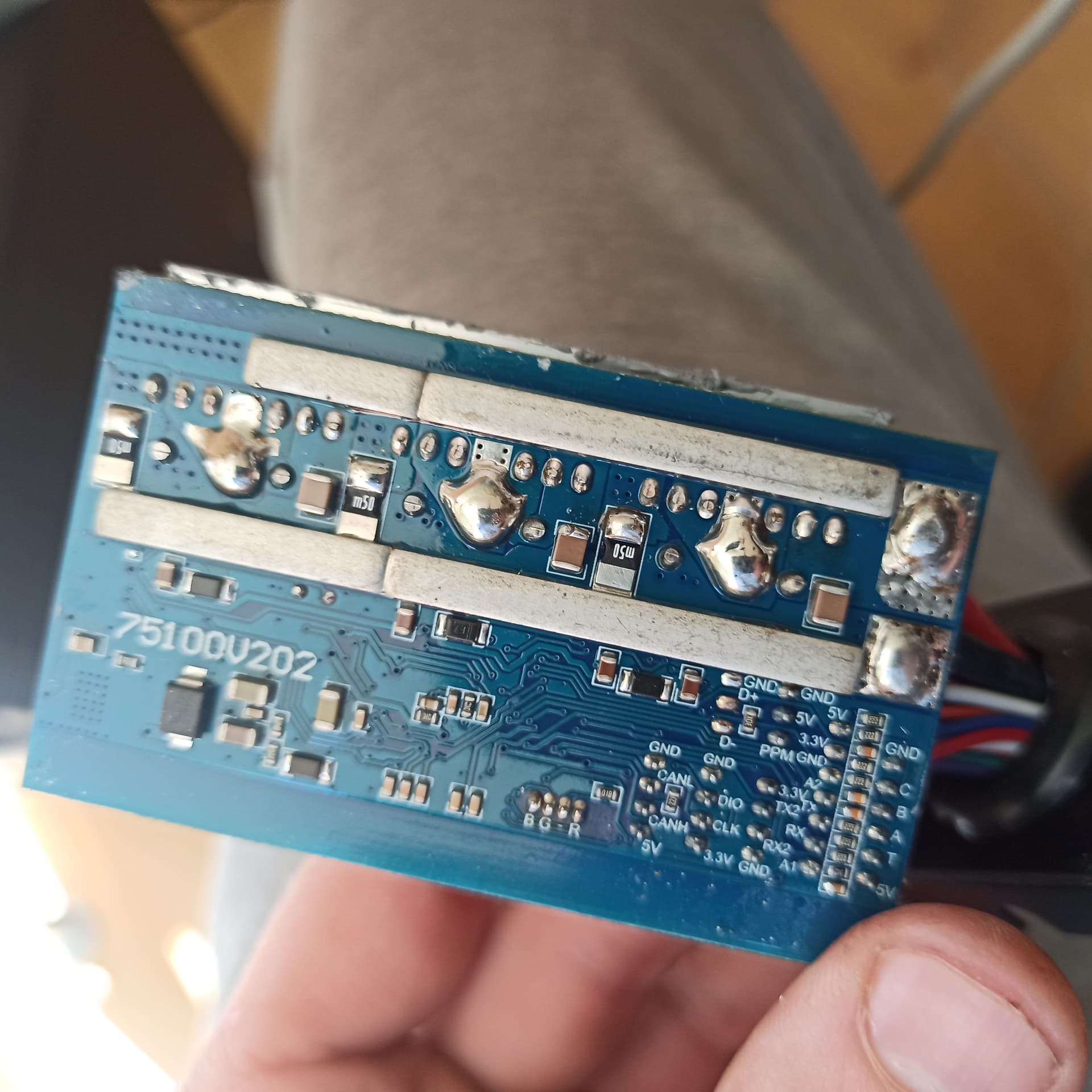 How to update firmware on the Flipsky 75100 & 75200 FOC ESC - The ...